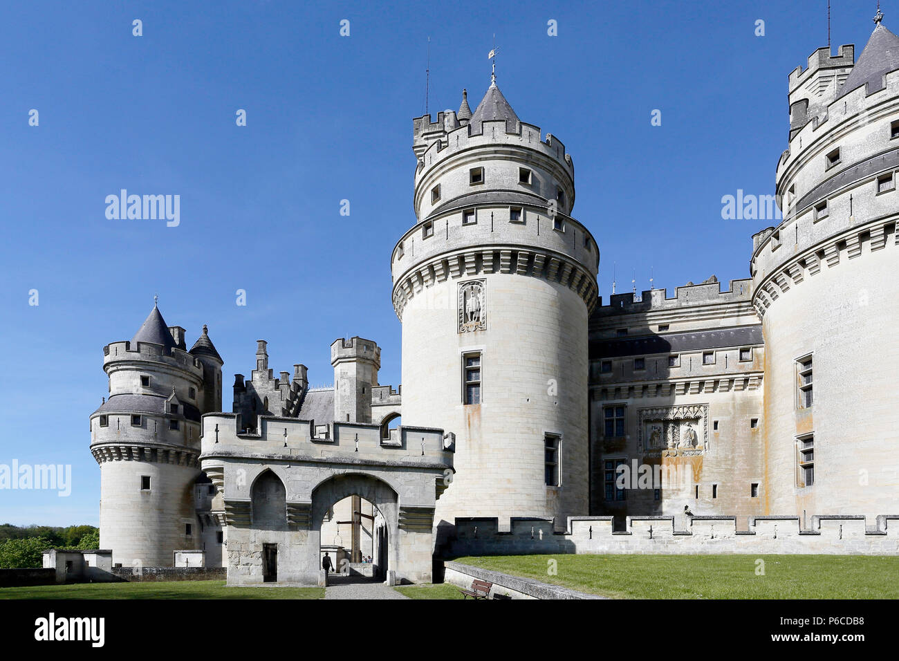 Oise. Pierrefonds. The castle of Pierrefonds. Towers Stock Photo - Alamy