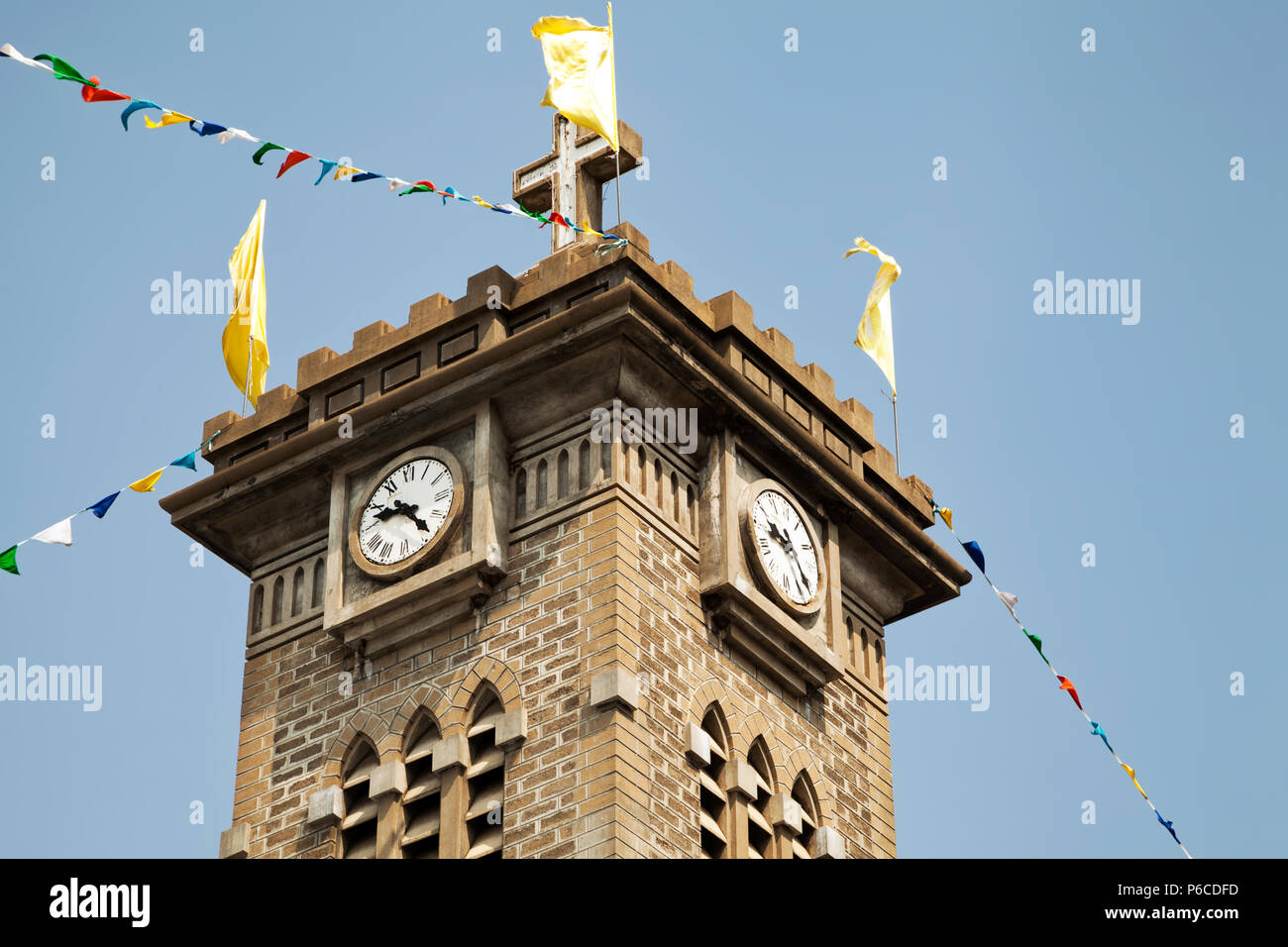 Classic clock tower hi-res stock photography and images - Alamy