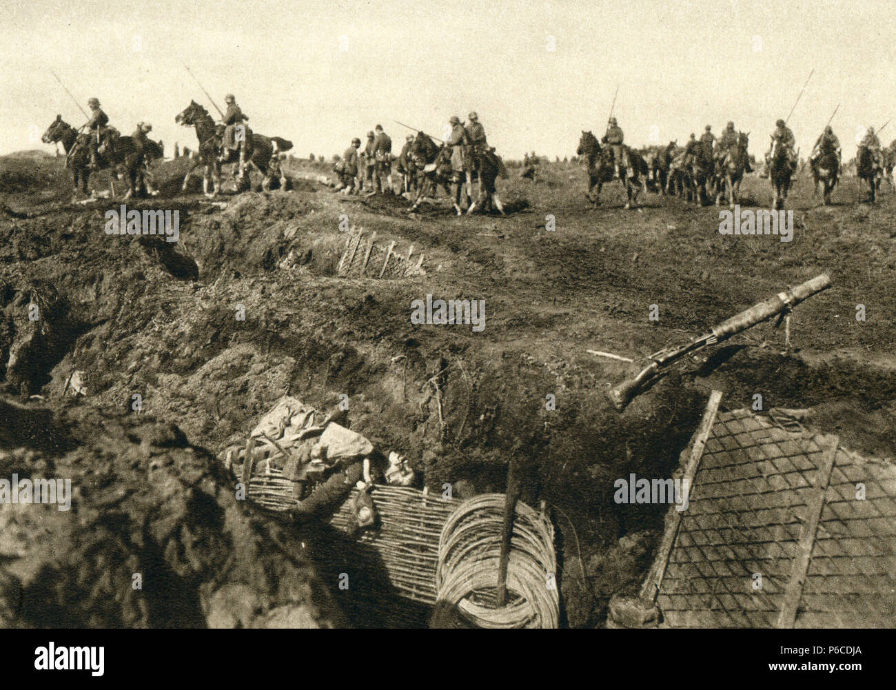 German machine gun ww1 hi-res stock photography and images - Alamy