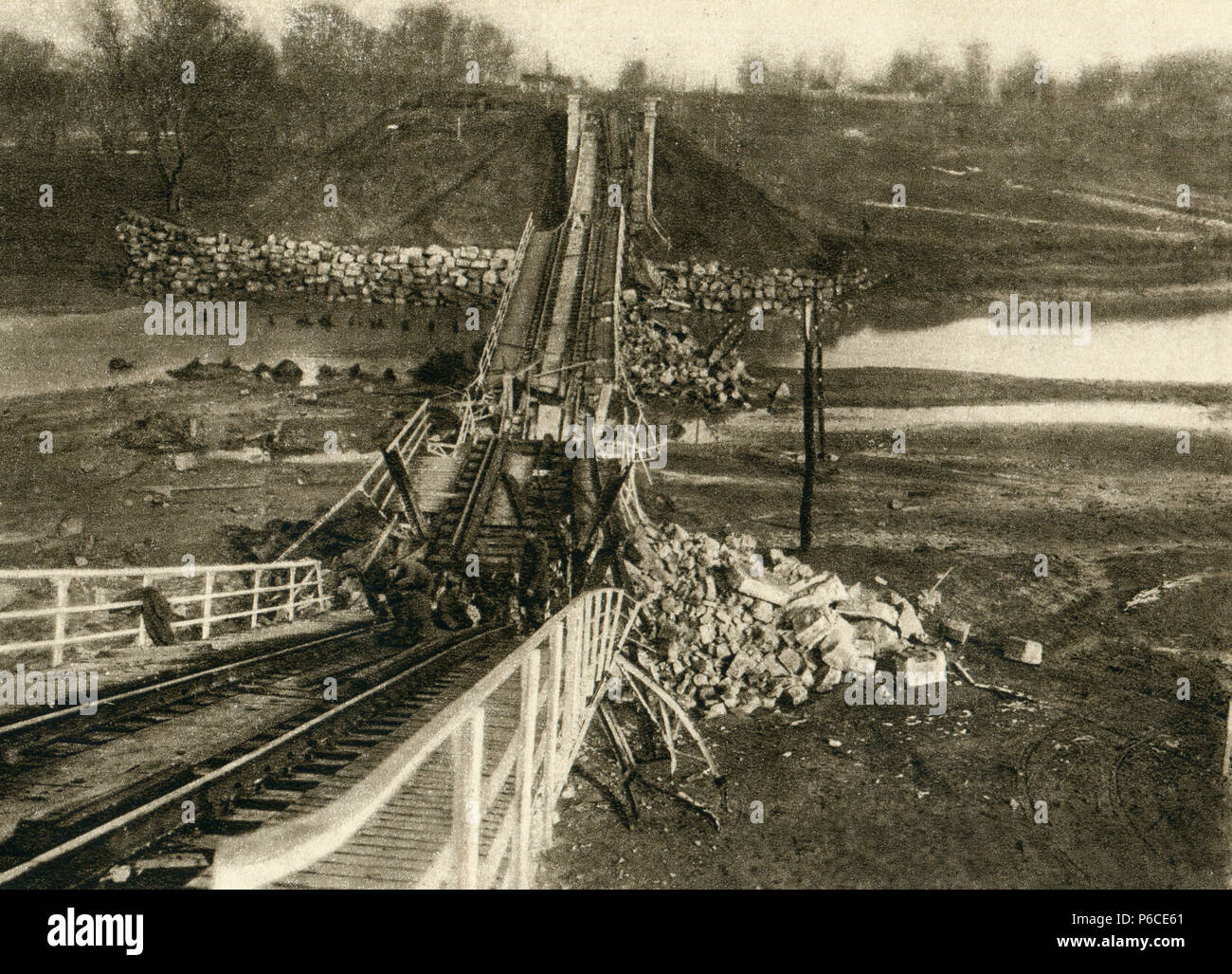 bridge, romania, pioneer troop, ww1, wwi, world war one Stock Photo - Alamy