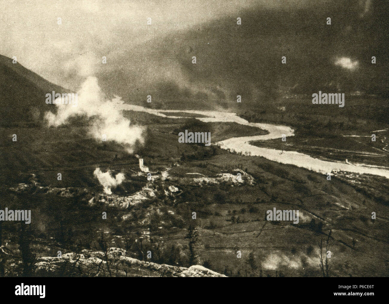 Fire and maneuver hi-res stock photography and images - Alamy