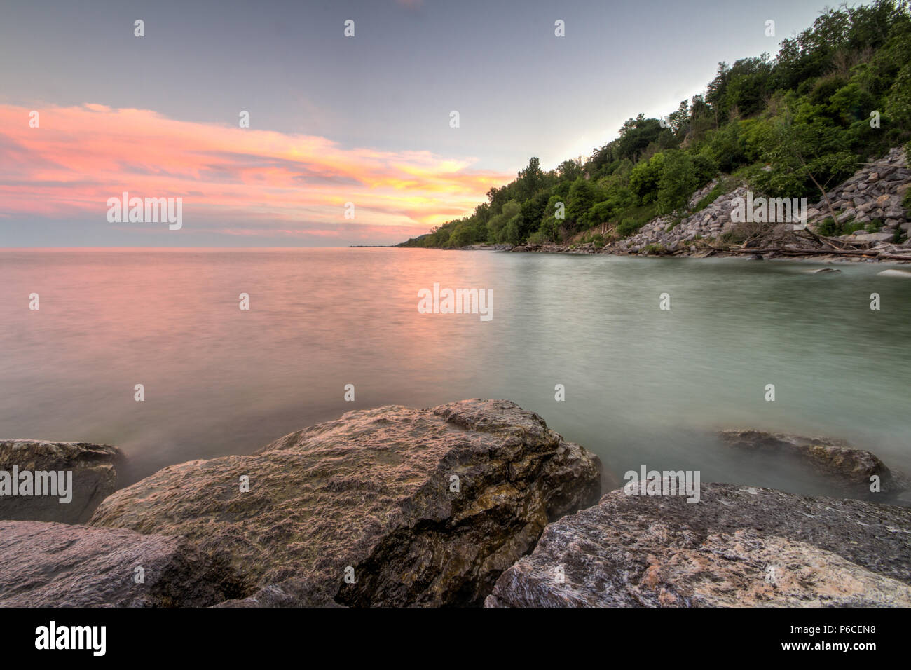 Toronto lakefront hi-res stock photography and images - Alamy