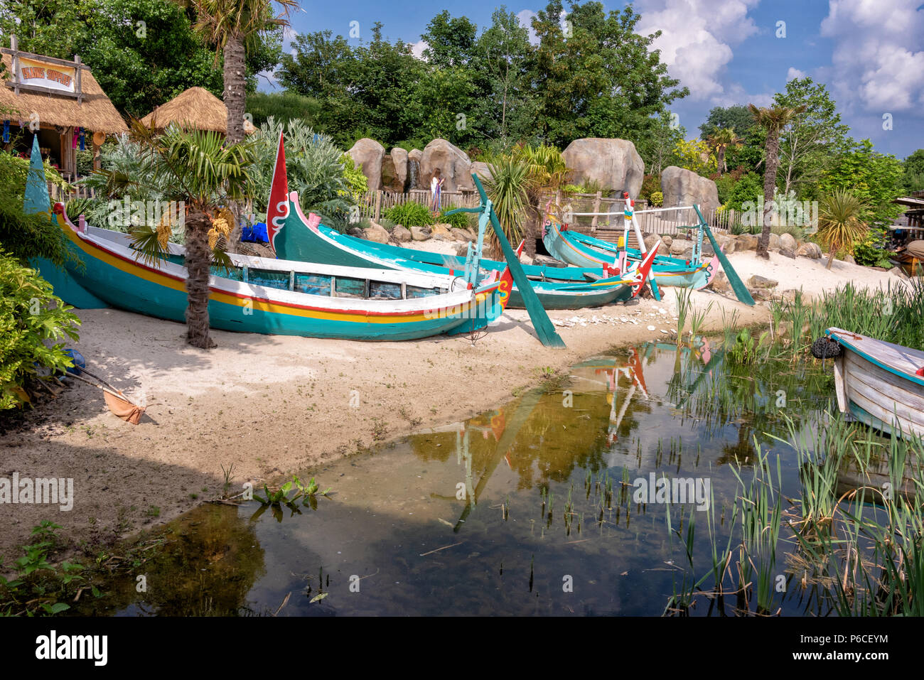 Islands at Chester Zoo Stock Photo - Alamy