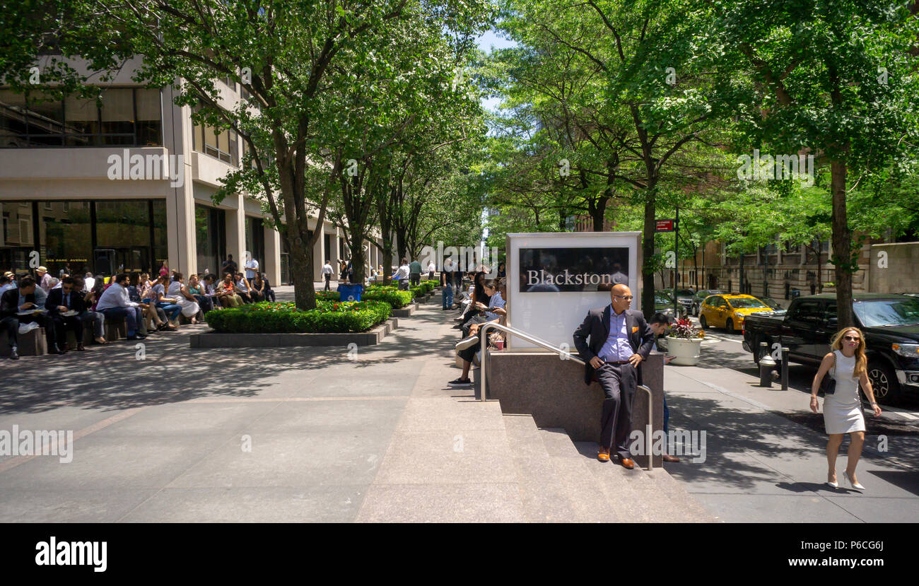 Blackstone headquarters hi-res stock photography and images - Alamy