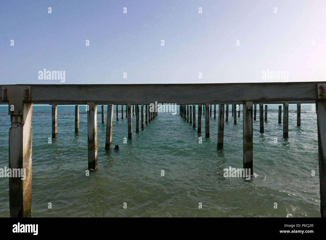 Perspective pillars hi-res stock photography and images - Alamy