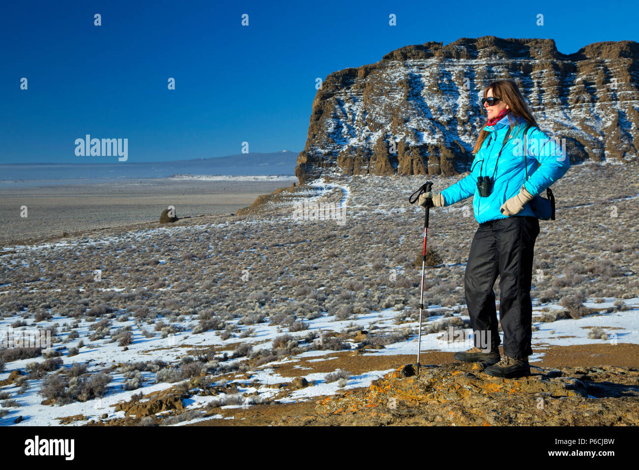 Fort Rock desert view, Fort Rock State Park, Christmas Valley National ...