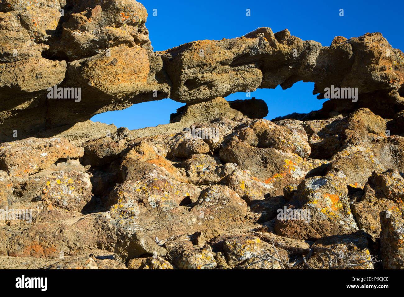 Fort Rock outcrop arch, Fort Rock State Park, Christmas Valley National ...