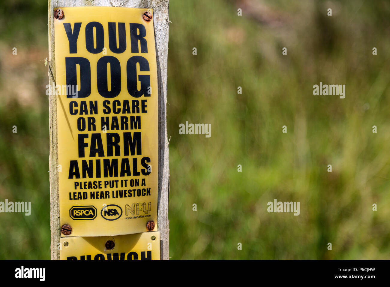 Farm notice hi-res stock photography and images - Alamy