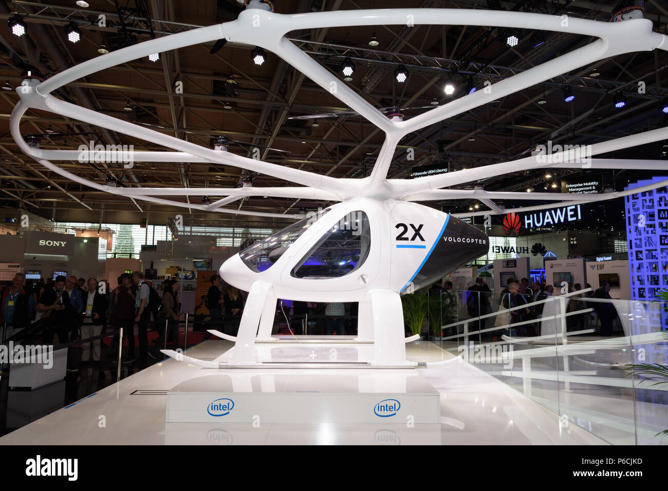 Volocopter hi-res stock photography and images - Alamy