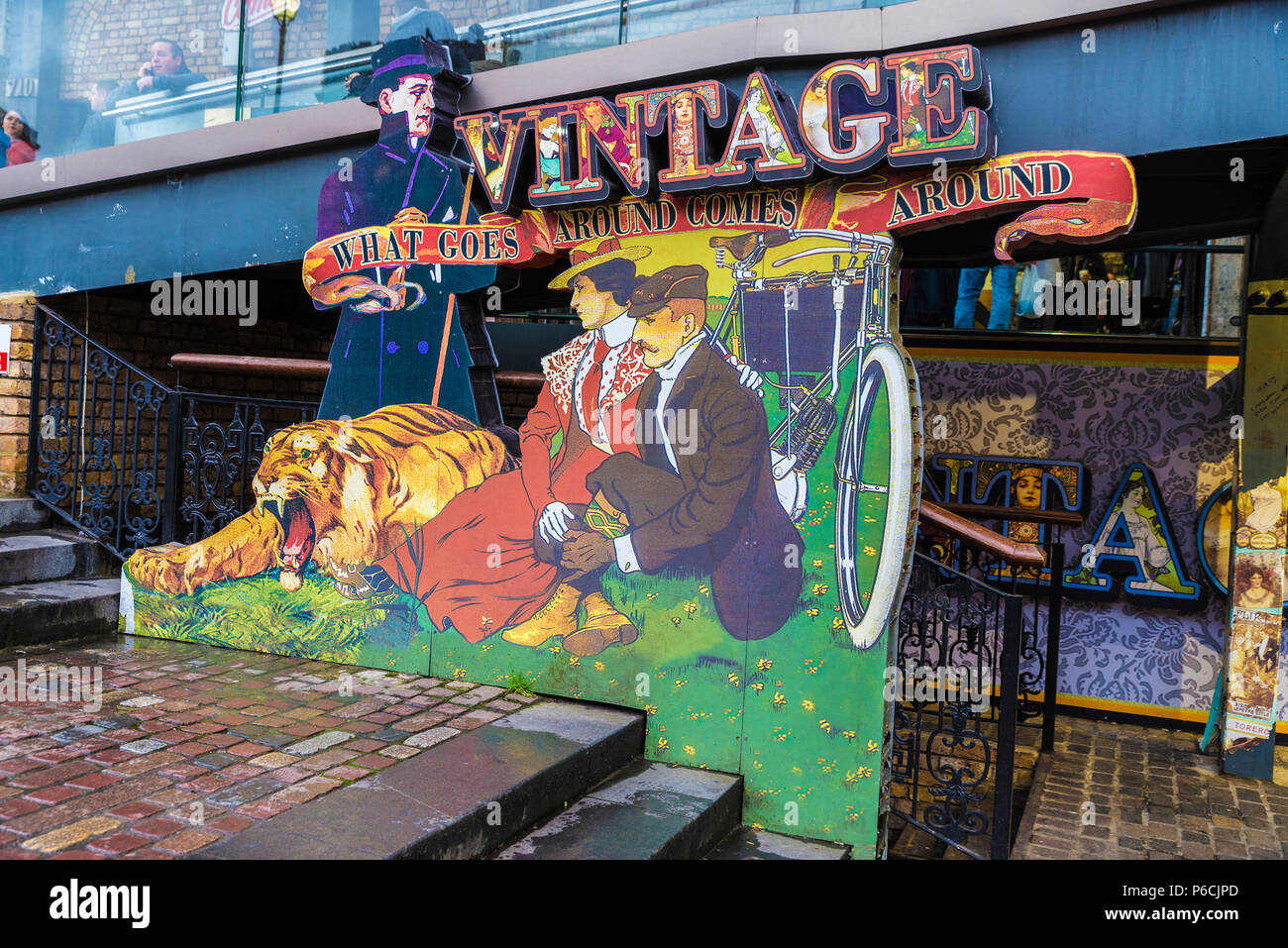 Vintage united kingdom poster hi-res stock photography and images - Alamy