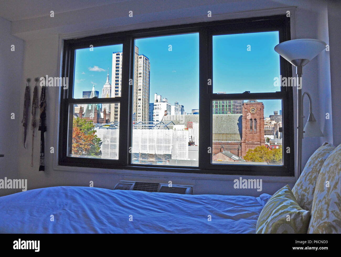 New york city studio apartment hi-res stock photography and images - Alamy