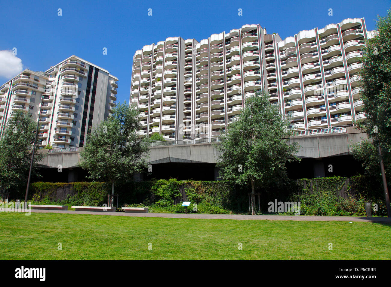 Courbevoie, hauts de seine (92) hi-res stock photography and images - Alamy