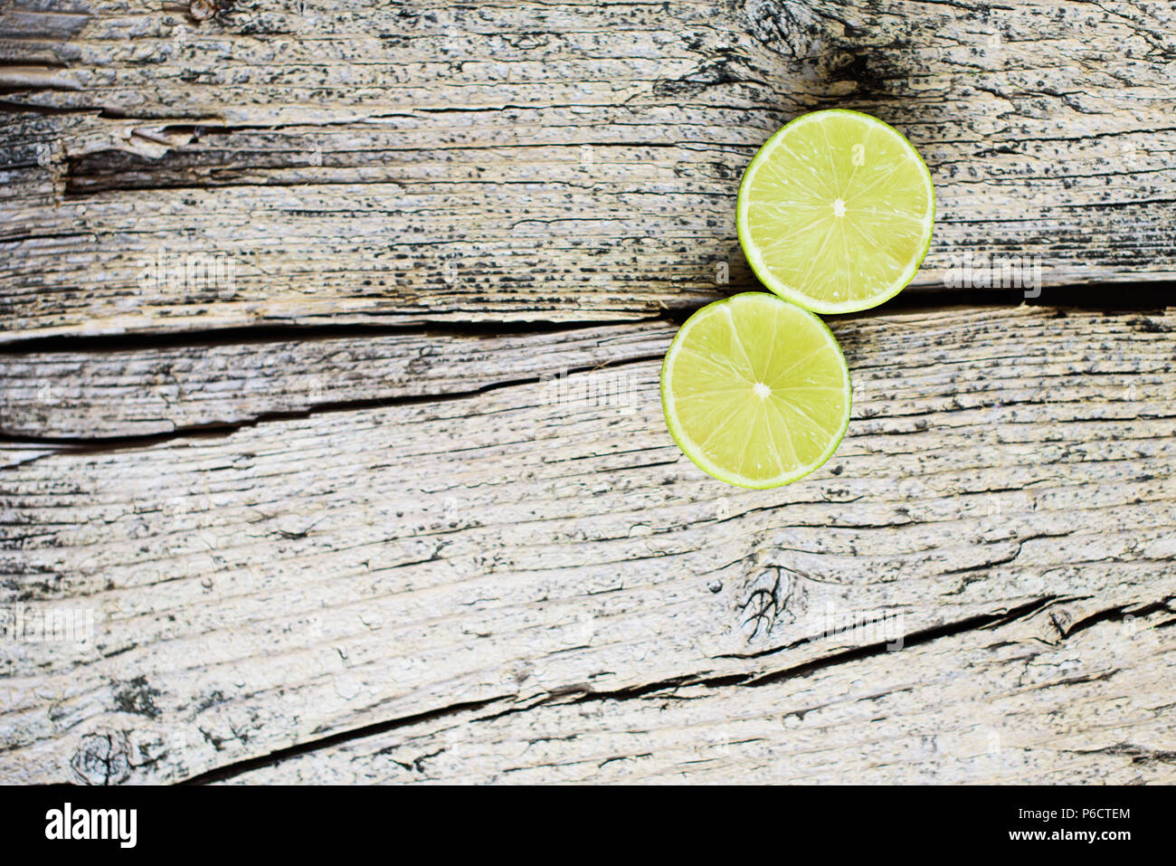 Lime cut open hi-res stock photography and images - Alamy