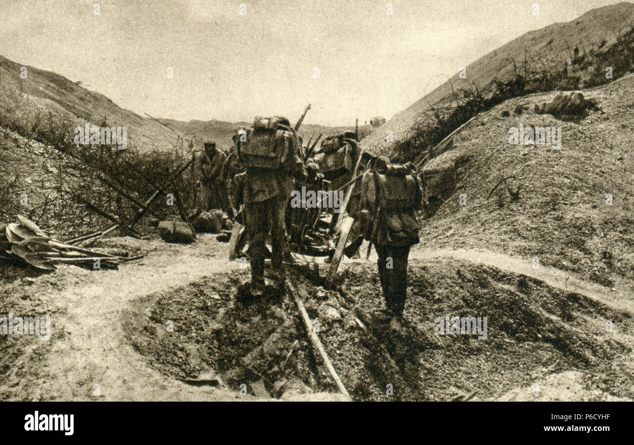 Infantry world war 1 hi-res stock photography and images - Alamy