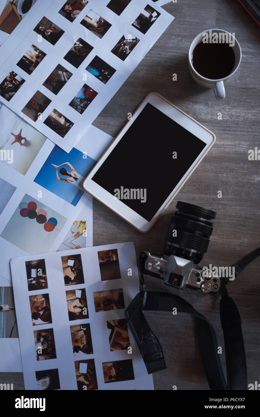 Digital tablet camera hi-res stock photography and images - Alamy