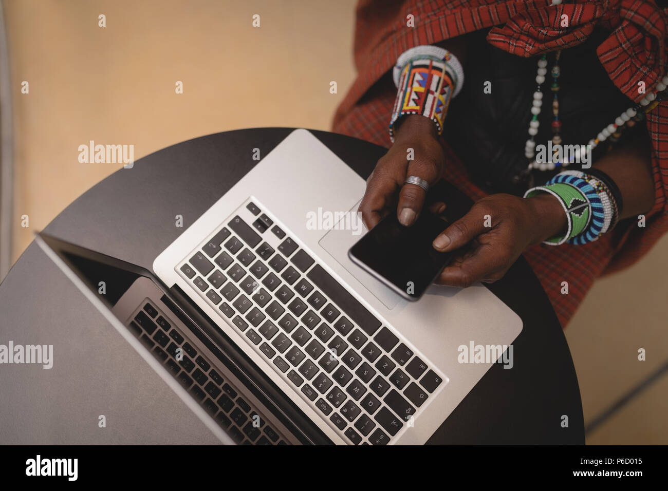 Maasai tribe in kenya cellphone hi-res stock photography and images - Alamy