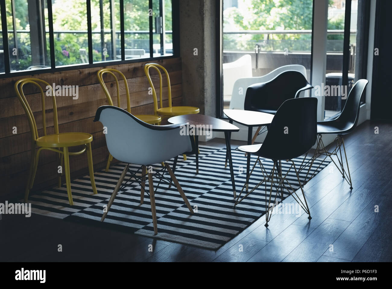 Chairs table arranged in hi-res stock photography and images - Alamy