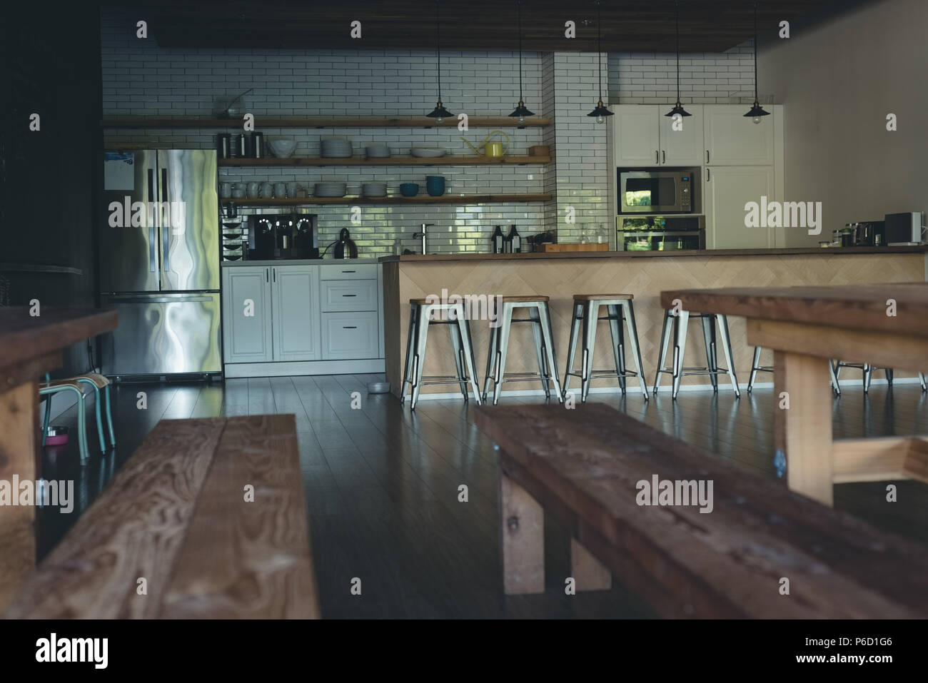 Cafeteria counter hi-res stock photography and images - Alamy