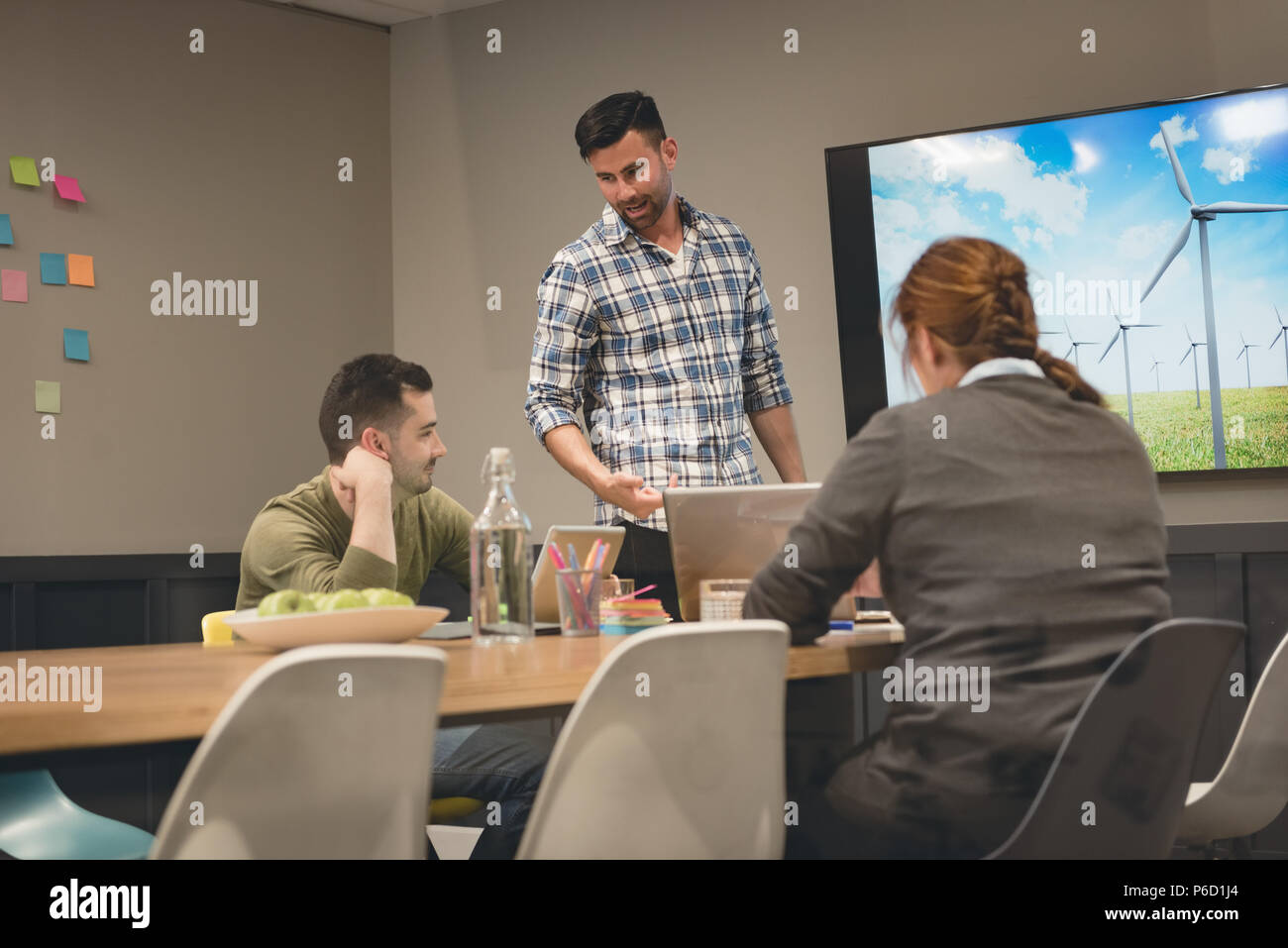 Meeting room hi-res stock photography and images - Alamy