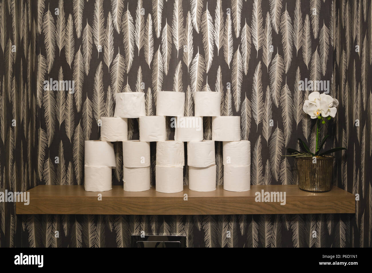 Stack of toilet rolls hi-res stock photography and images - Alamy
