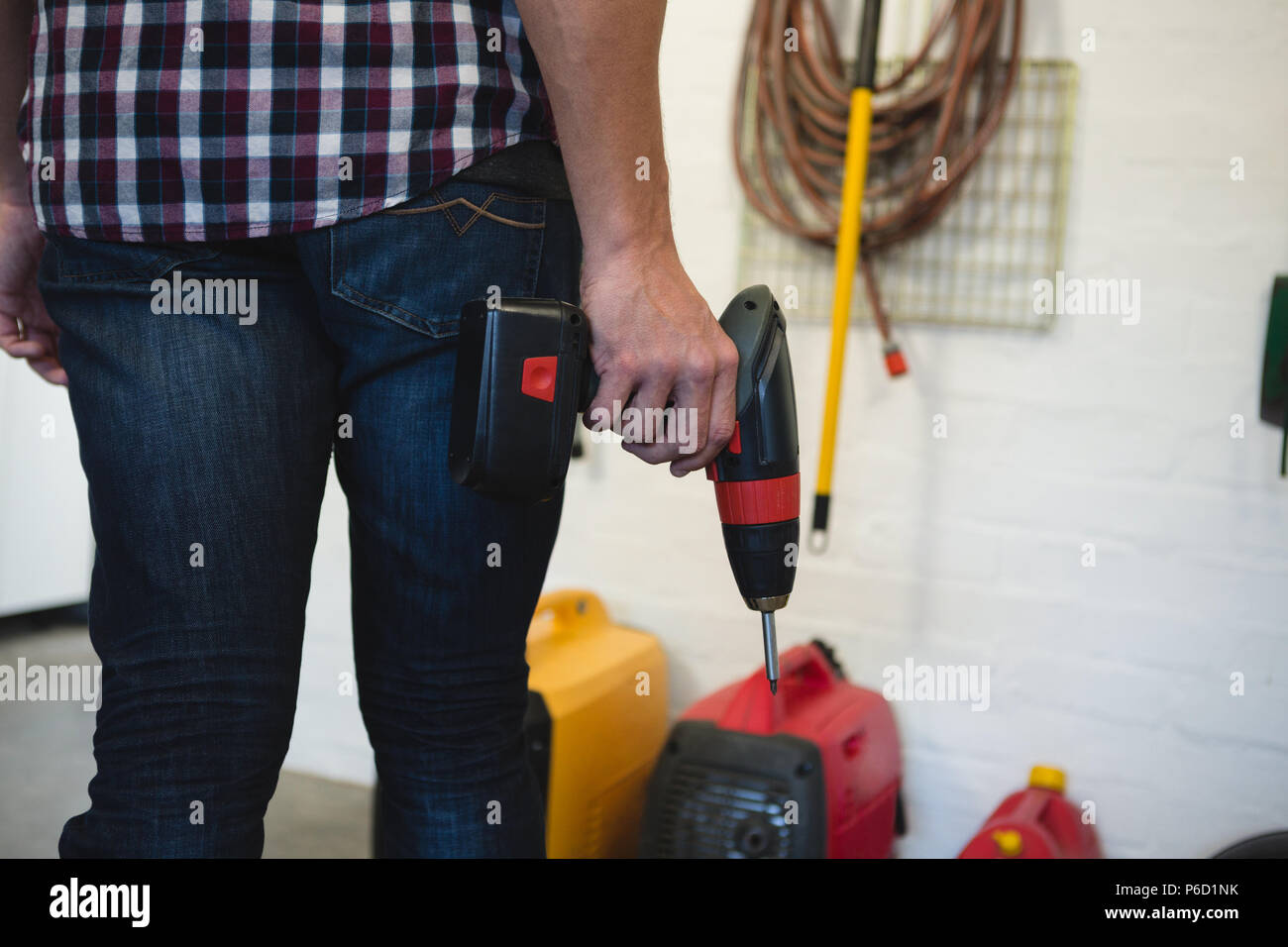 Hand drill machine hi-res stock photography and images - Alamy