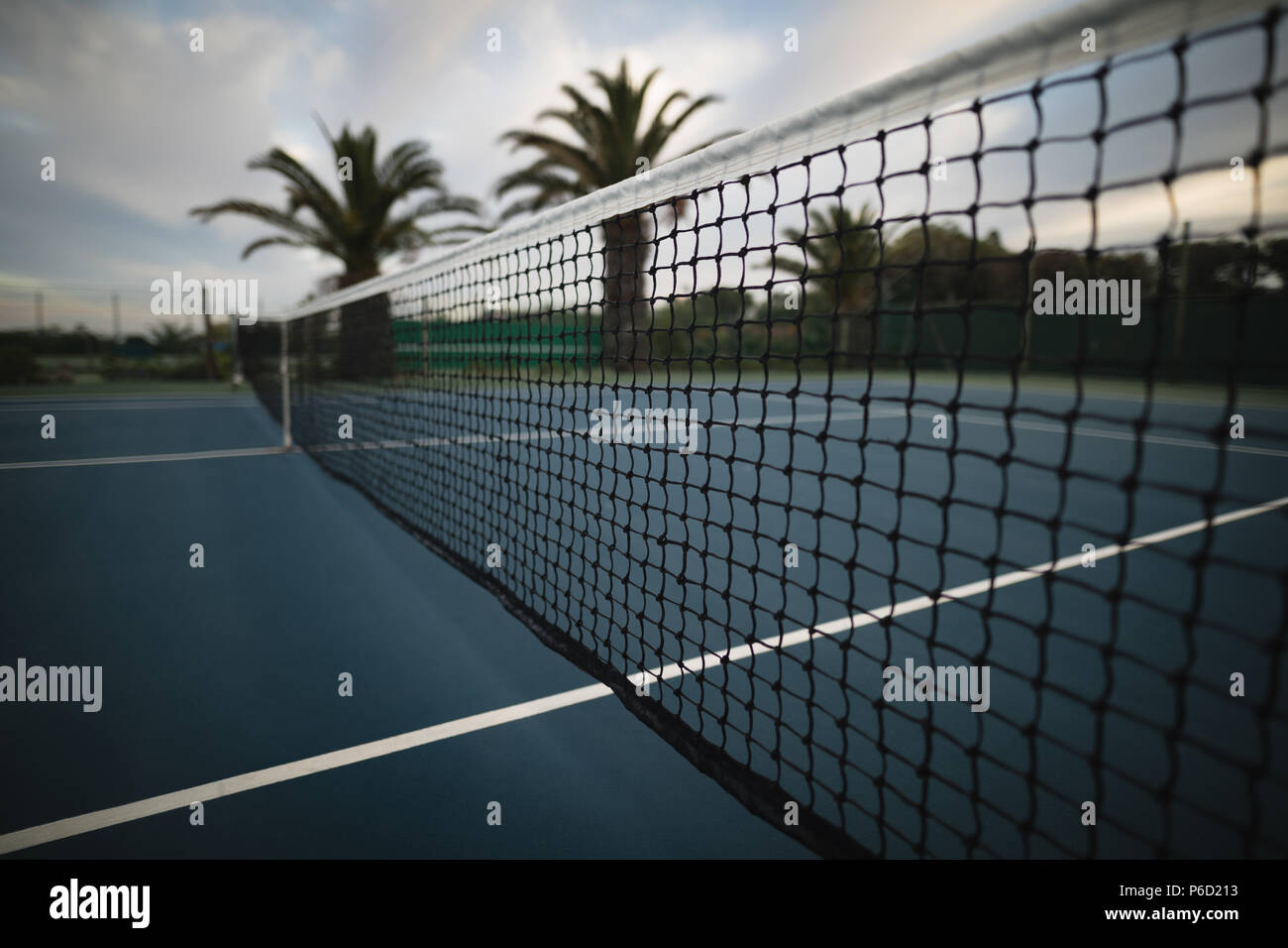 Net tennis hi-res stock photography and images - Alamy