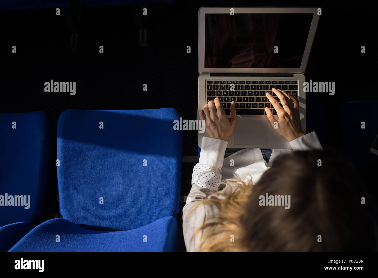 Cruise ship computer hi-res stock photography and images - Alamy