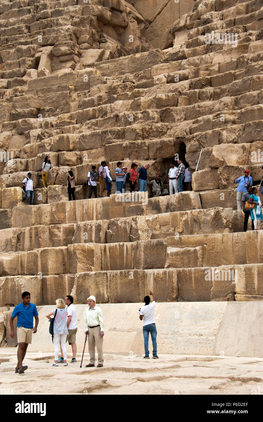 Tourists enter the Great Pyramid (Pyramid of Khufu, Pyramid of Cheops ...