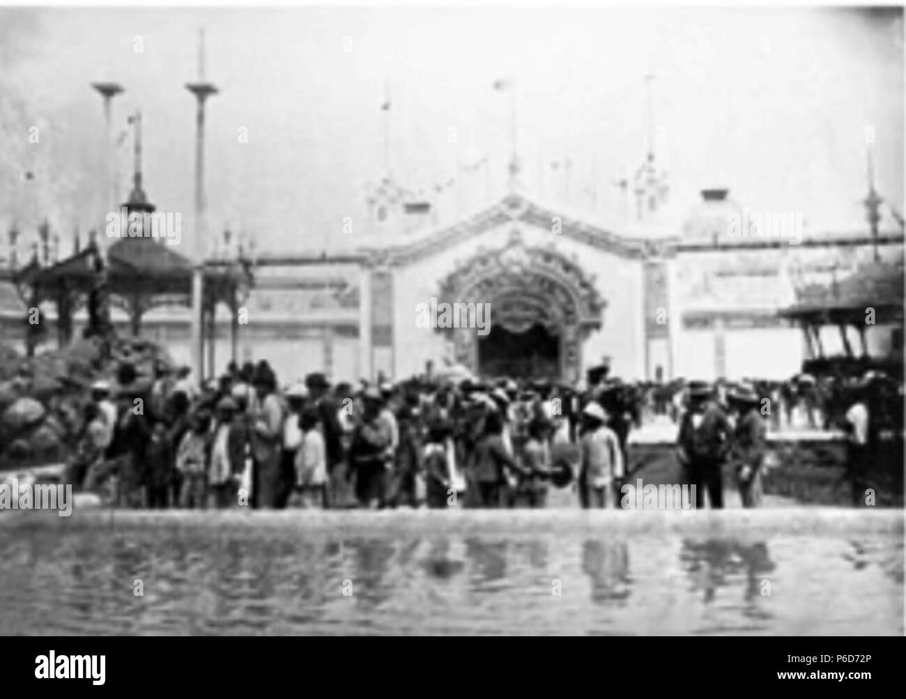 Español: Salón de la Exposición Centroamericana de 1897 . 1897 71 Reinabarriosexposicion Stock ...