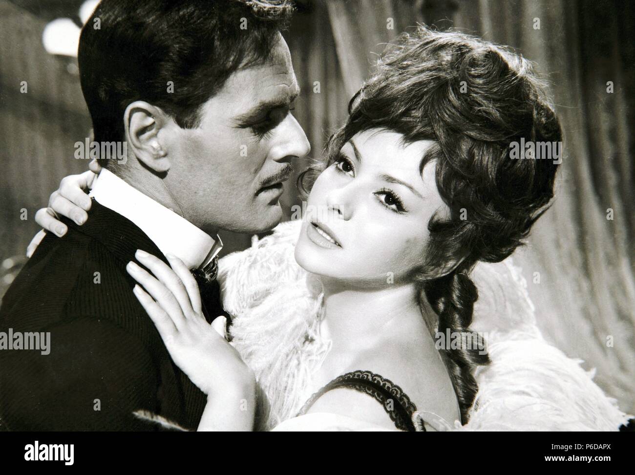 DIAZ, MARUJITA. ACTRIZ Y CANTANTE ESPAÑOLA. SEVILLA 1932. FOTOGRAMA ...