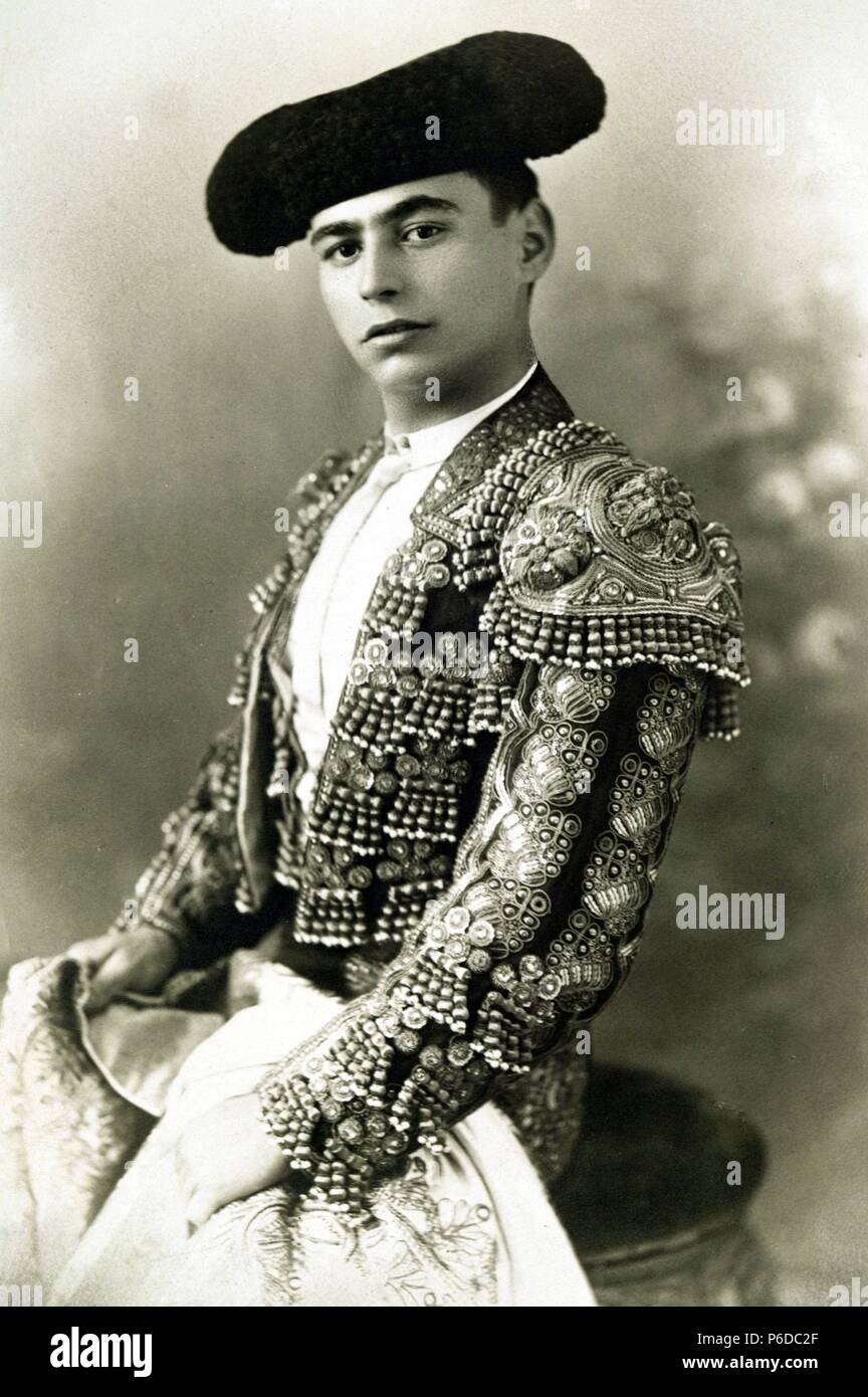 PUNTERET. JUAN CECILIO. MATADOR DE TOROS ESPAÑOL. RETRATO 1911 ...