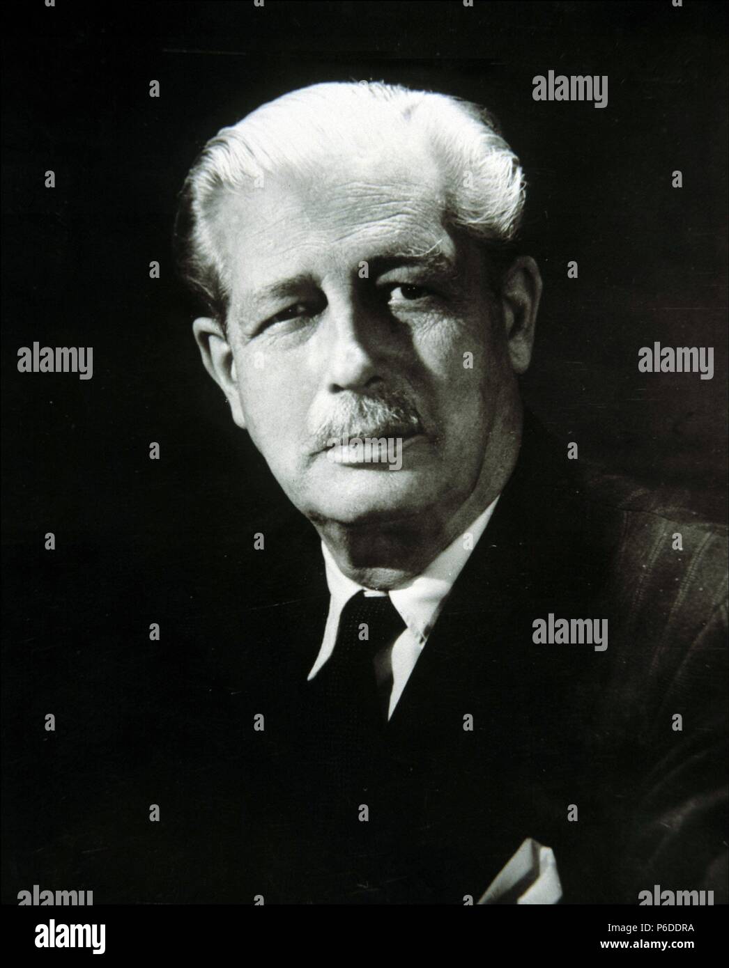 MAC MILLAN , SIR HAROLD. POLITICO BRITANICO 1894 - 1986 REPRODUCCION ...