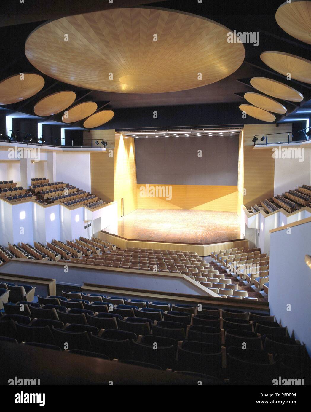 Auditorio interior hi-res stock photography and images - Alamy