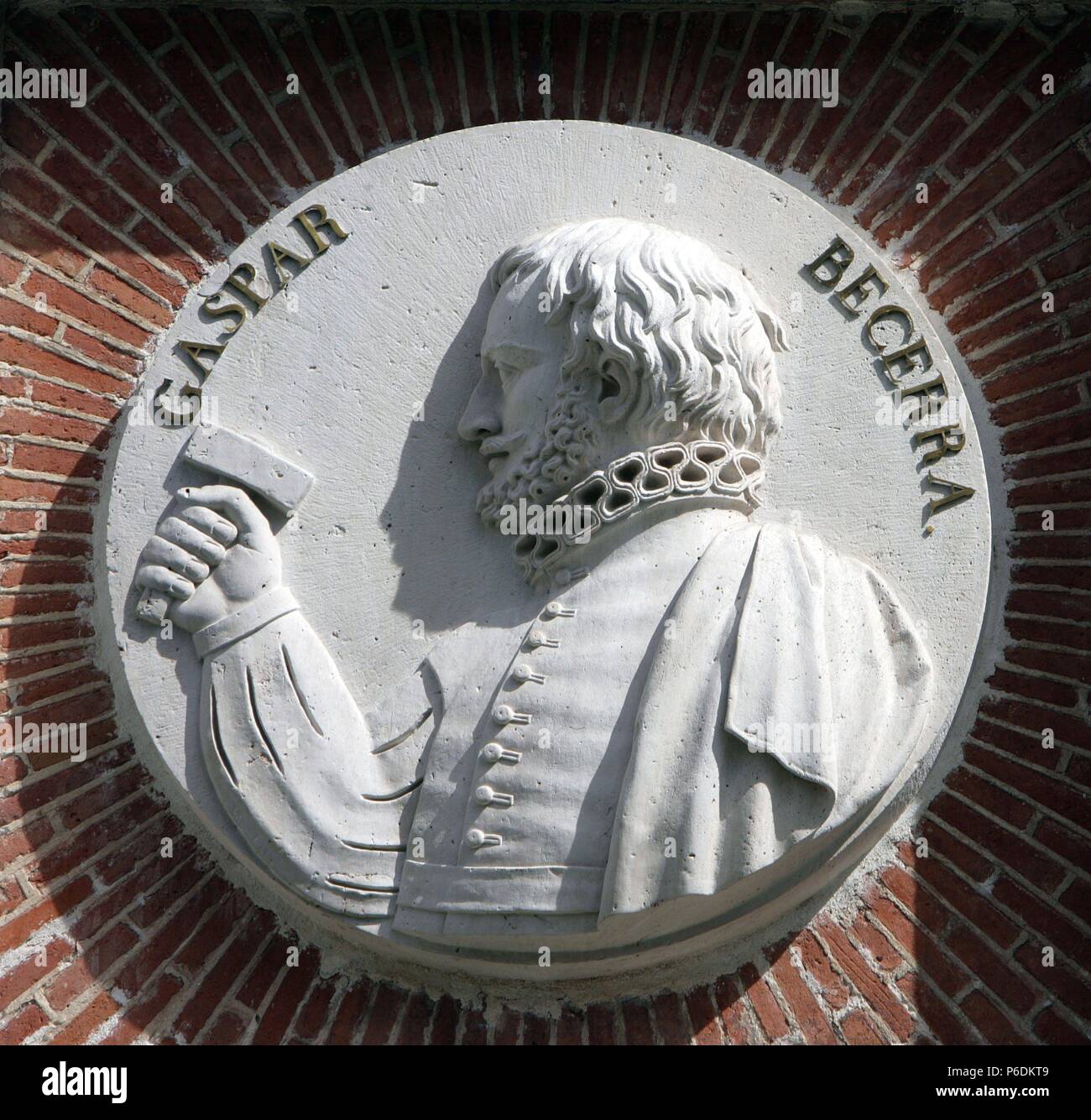 GASPAR BECERRA. ESCULTOR ESPAÑOL. BAEZA 1520 - 1568. MEDALLON ...