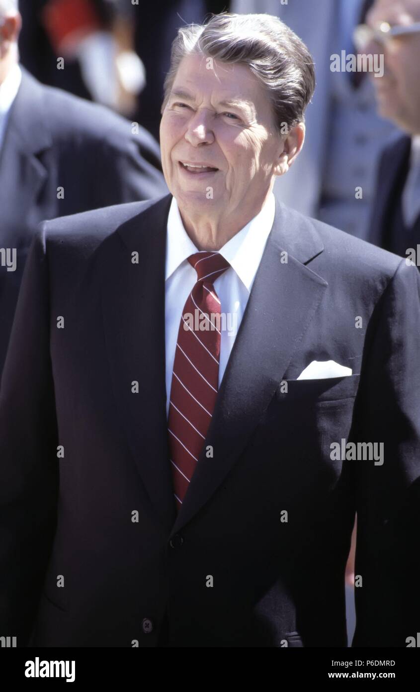 Ronald reagan 1980 hi-res stock photography and images - Alamy