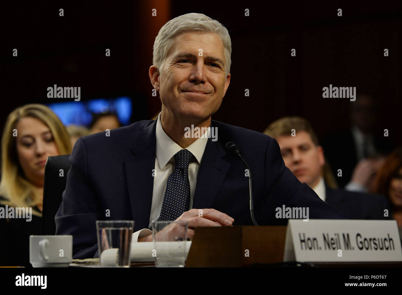 U s supreme court judge courtroom hi-res stock photography and images ...