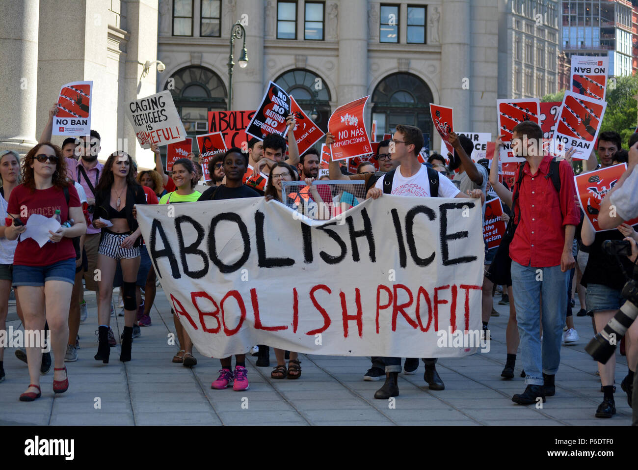 Border ice hi-res stock photography and images - Alamy