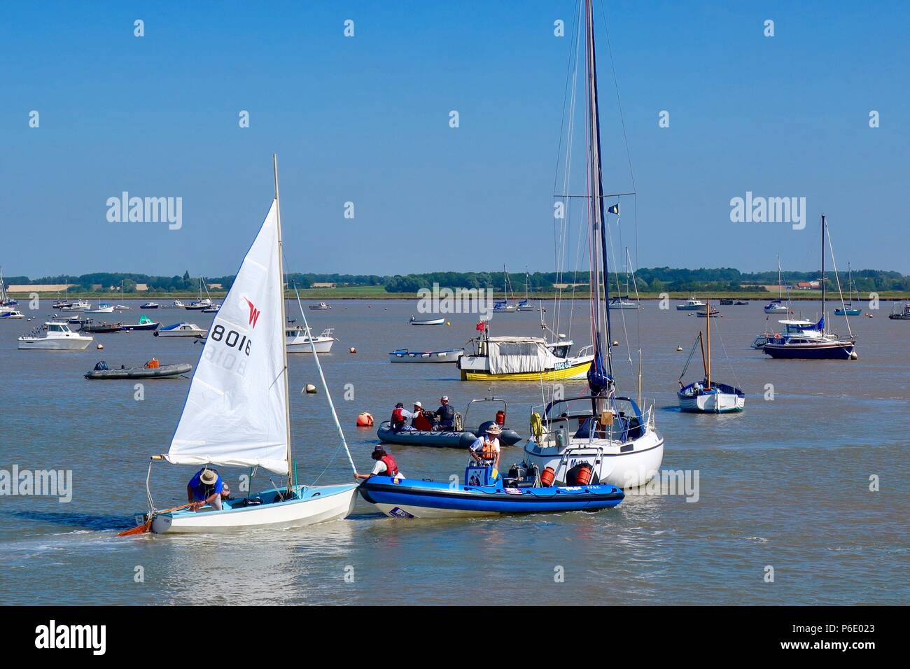 Wayfarer dinghy race setting off on a hot sunny summer morning at ...