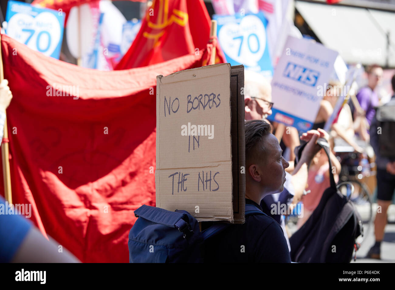 June borders hi-res stock photography and images - Alamy