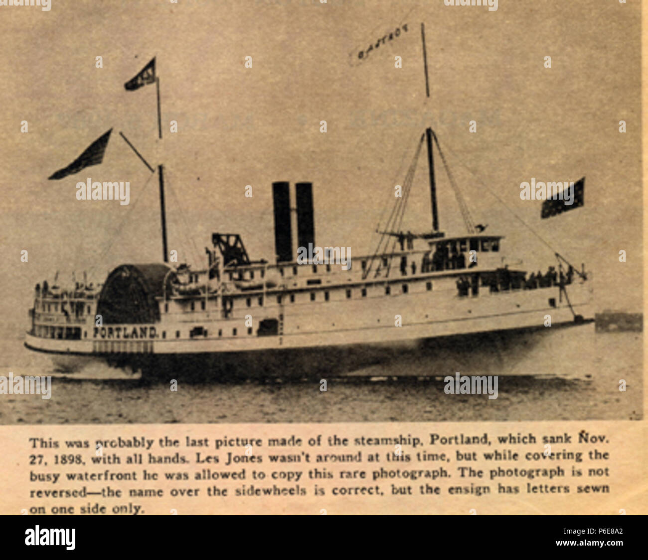 Shipwreck side hi-res stock photography and images - Alamy