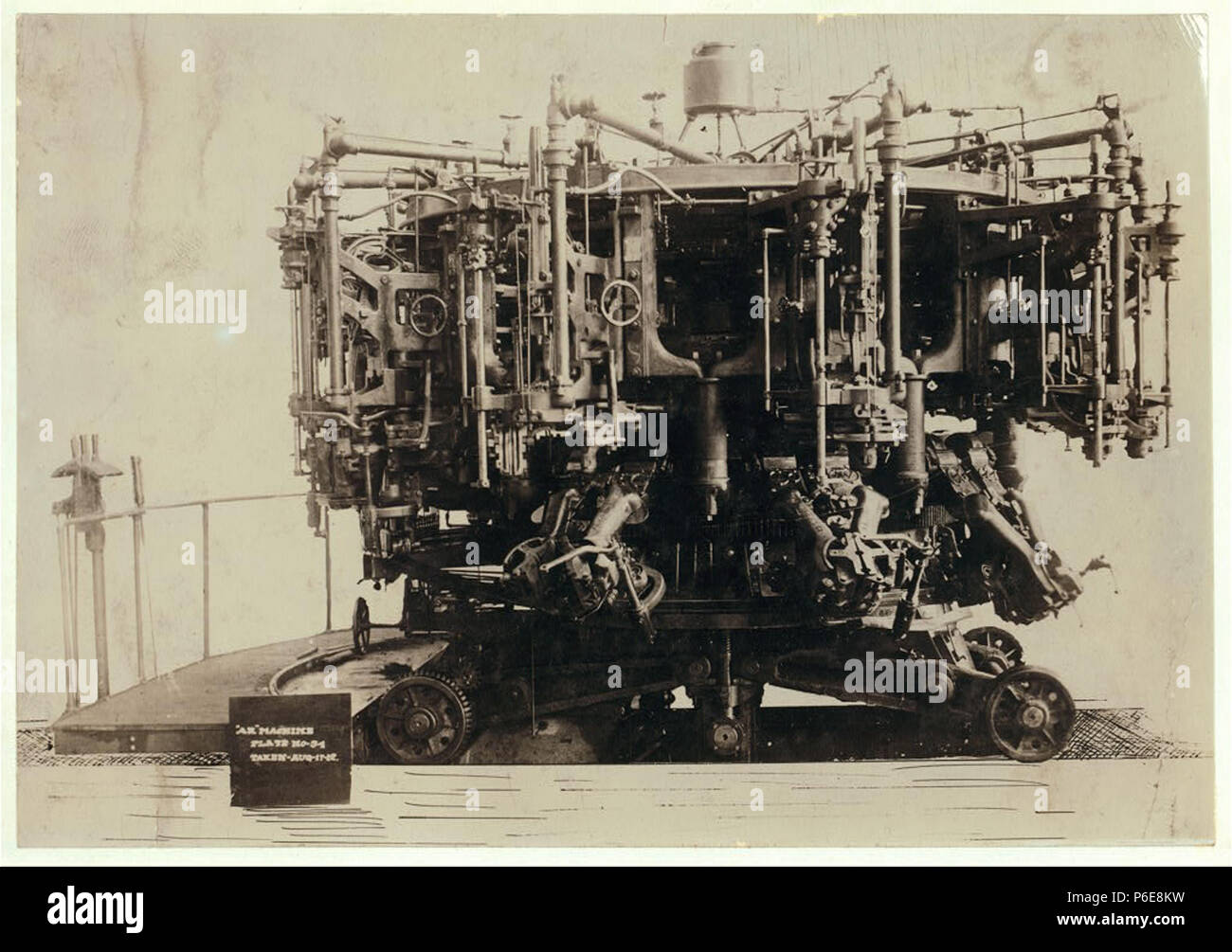 . Ten Arm Owens Automatic Bottle Machine. English: Ten Arm Owens ...