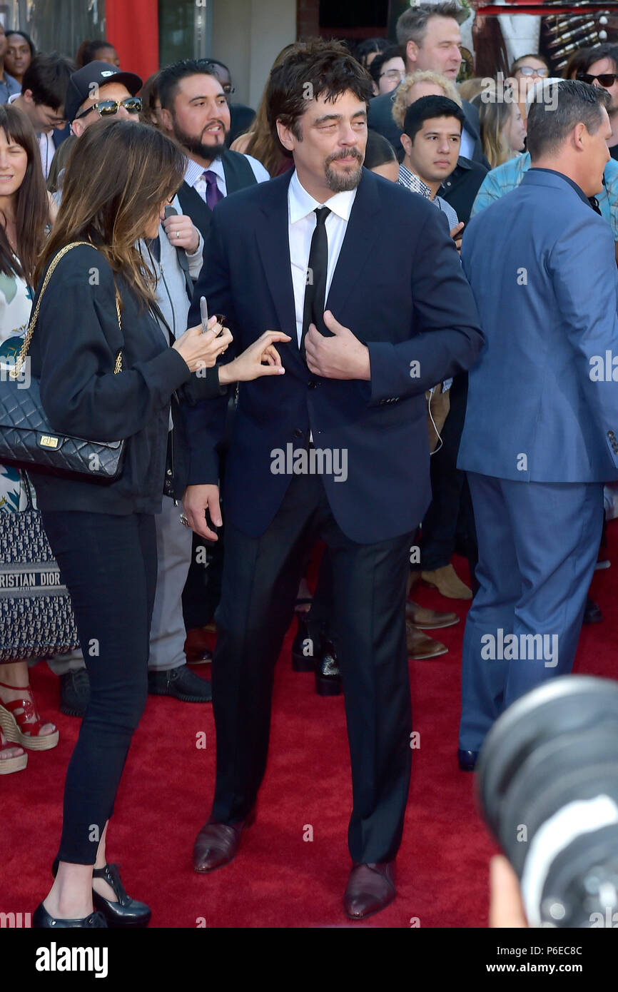 Benicio del Toro attending the 'Sicario: Day of the Soldado' premiere ...