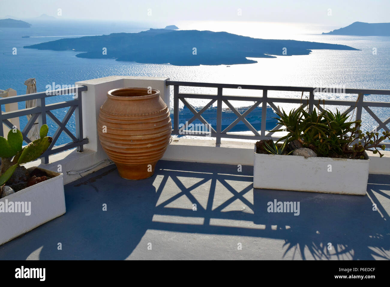 Sunshine and shadows greece hi-res stock photography and images - Alamy