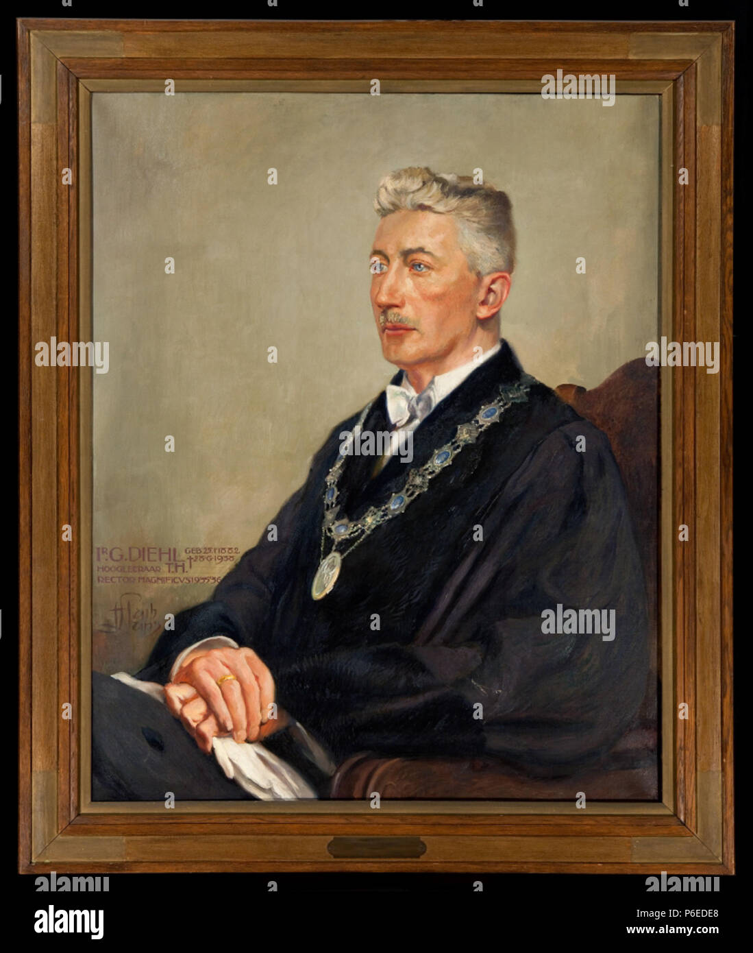 1925 1942 hi-res stock photography and images - Alamy