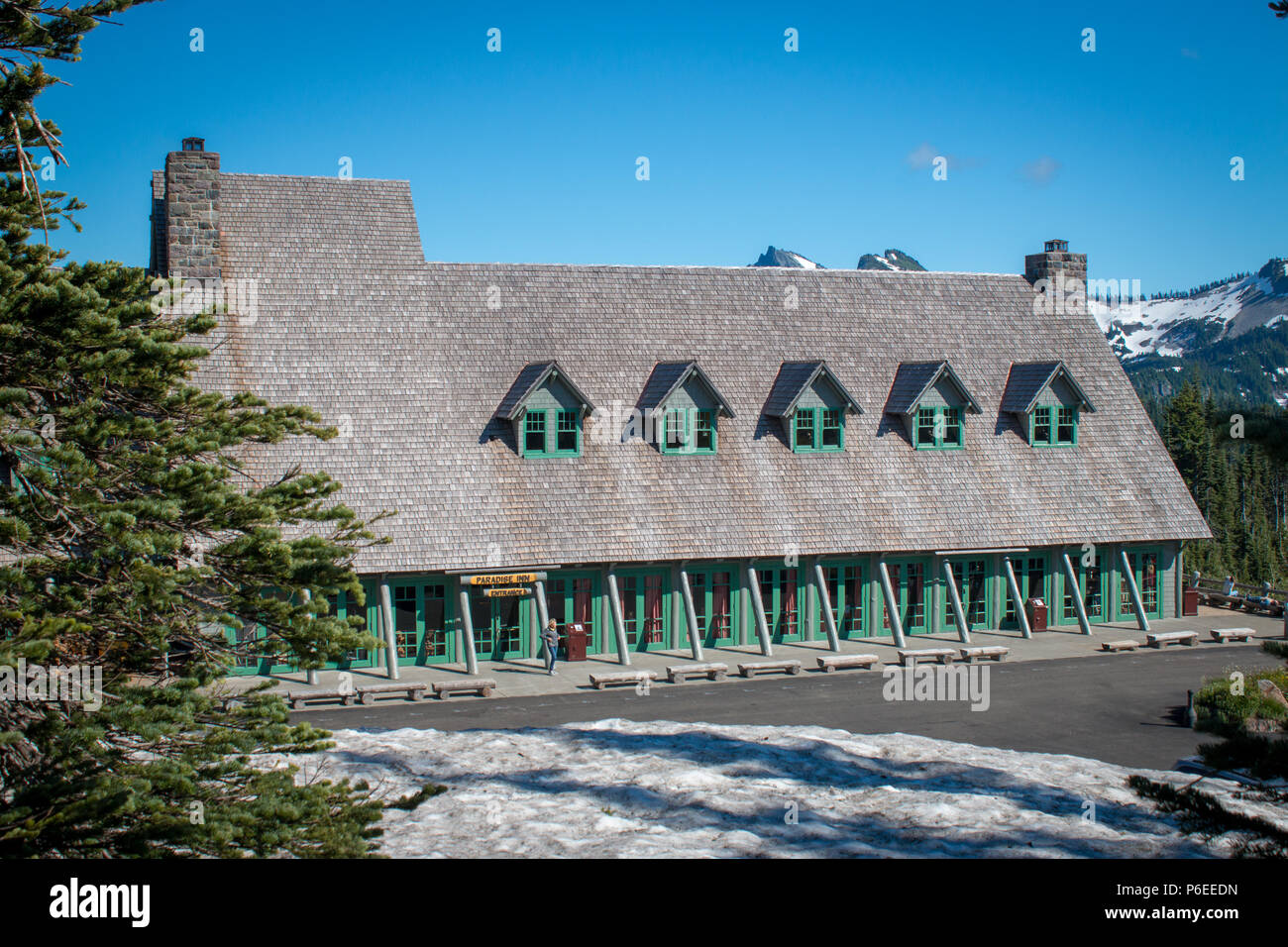 Paradise lodge hi-res stock photography and images - Alamy