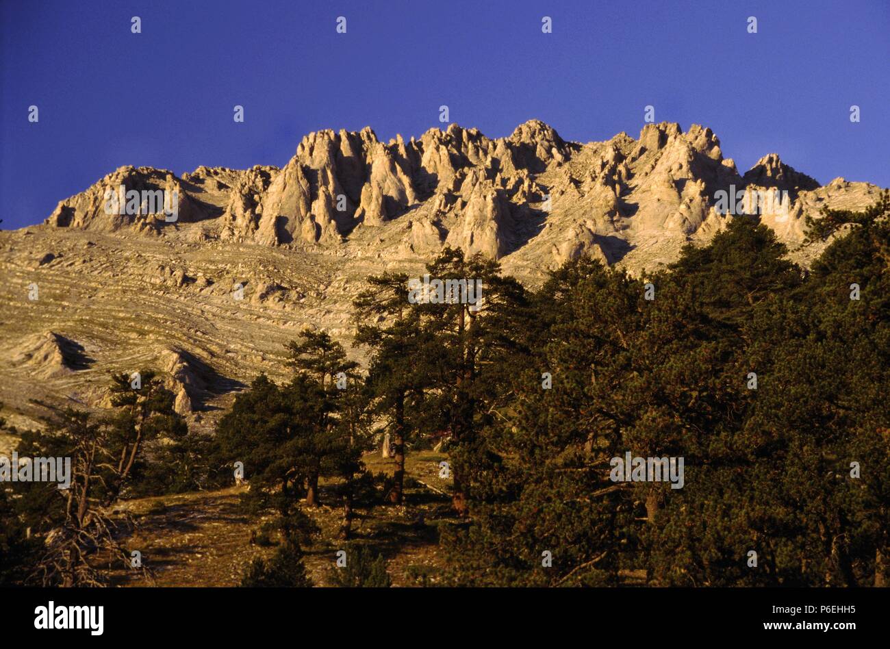 Monte Olimpo, cima Mytikas(2918m.).Parque nacional del Monte Olimpo ...