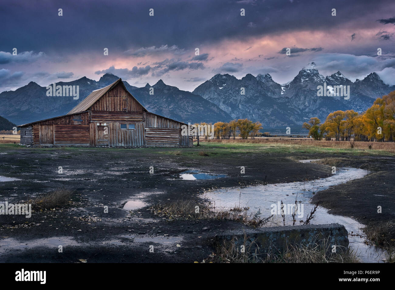 Moulton Ranch Cabins at the sunset time and clouds Stock Photo - Alamy