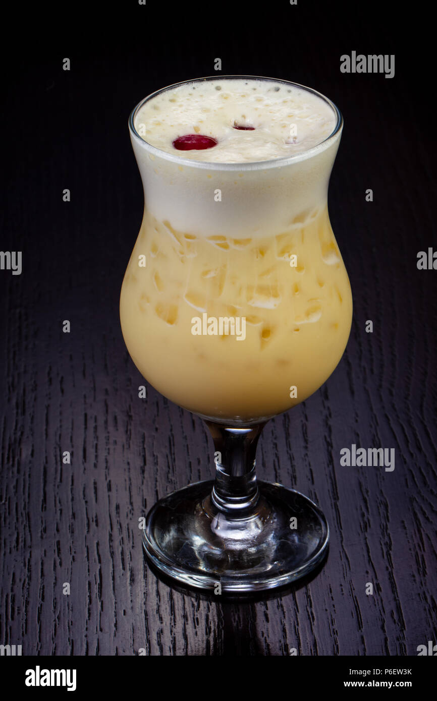 Bar galss hi-res stock photography and images - Alamy