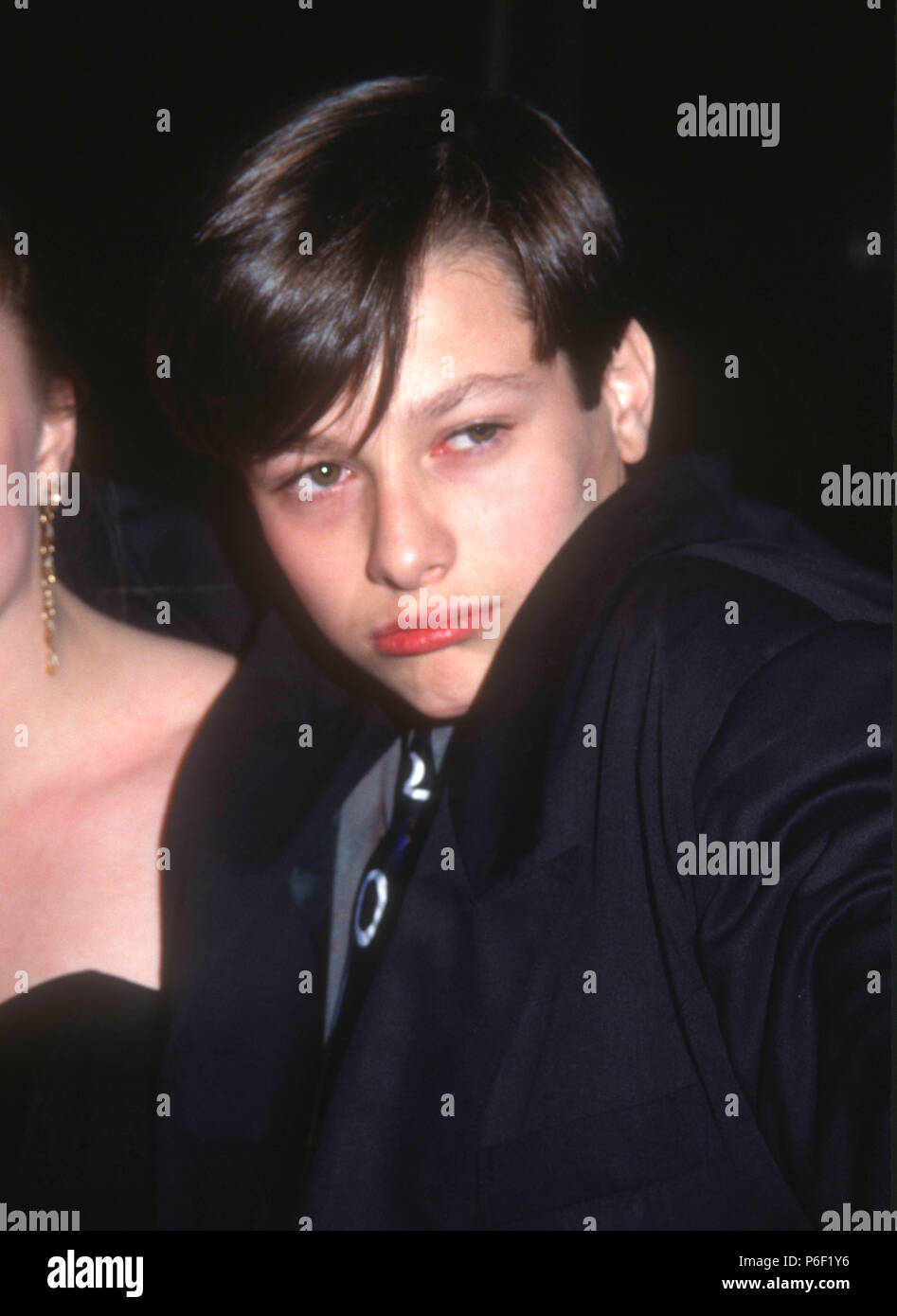 BEVERLY HILLS, CA - DECEMBER 12: Actor Edward Furlong attend the 'Bugsy ...