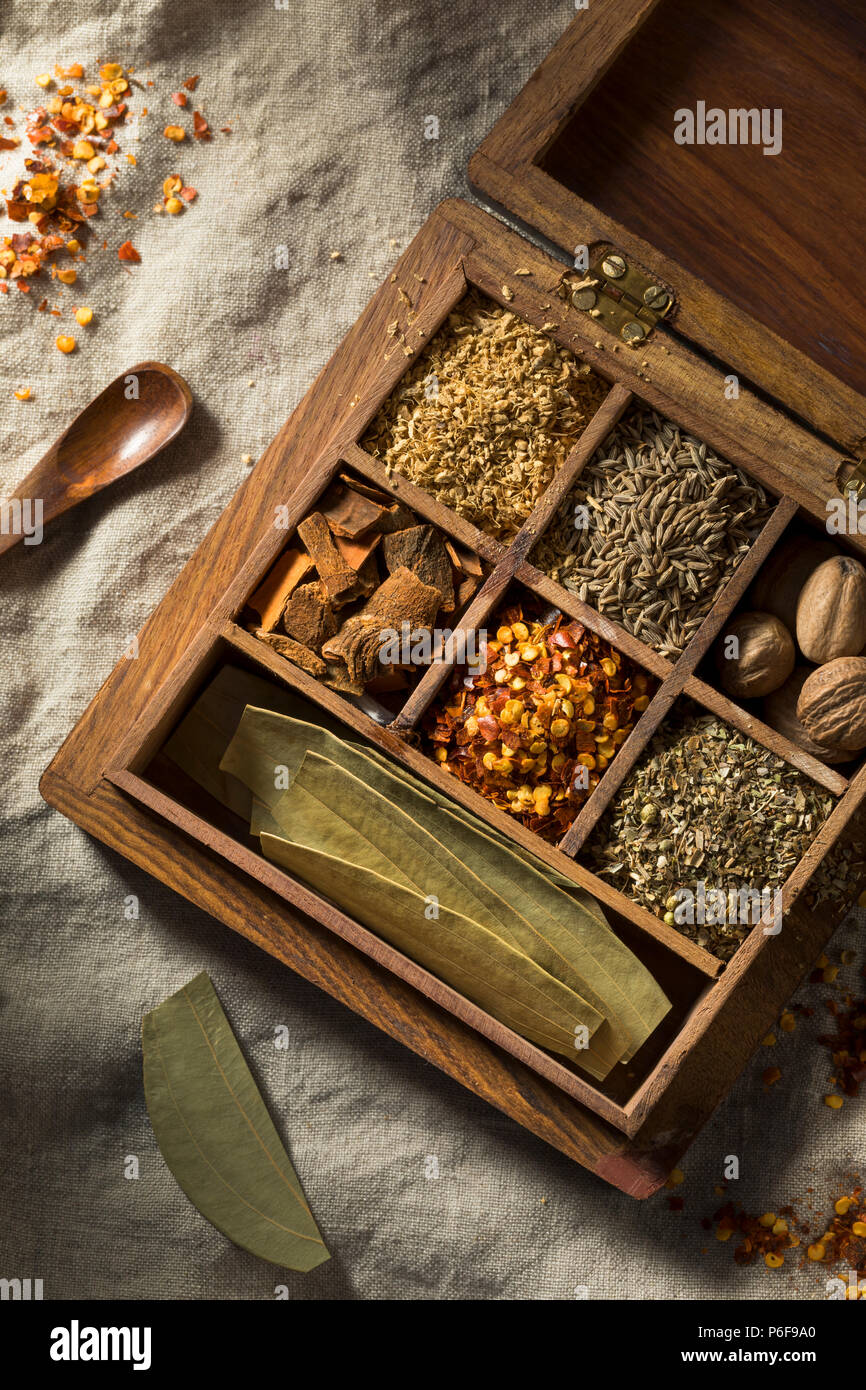 Raw Dry Organic Spices in a Box Stock Photo - Alamy